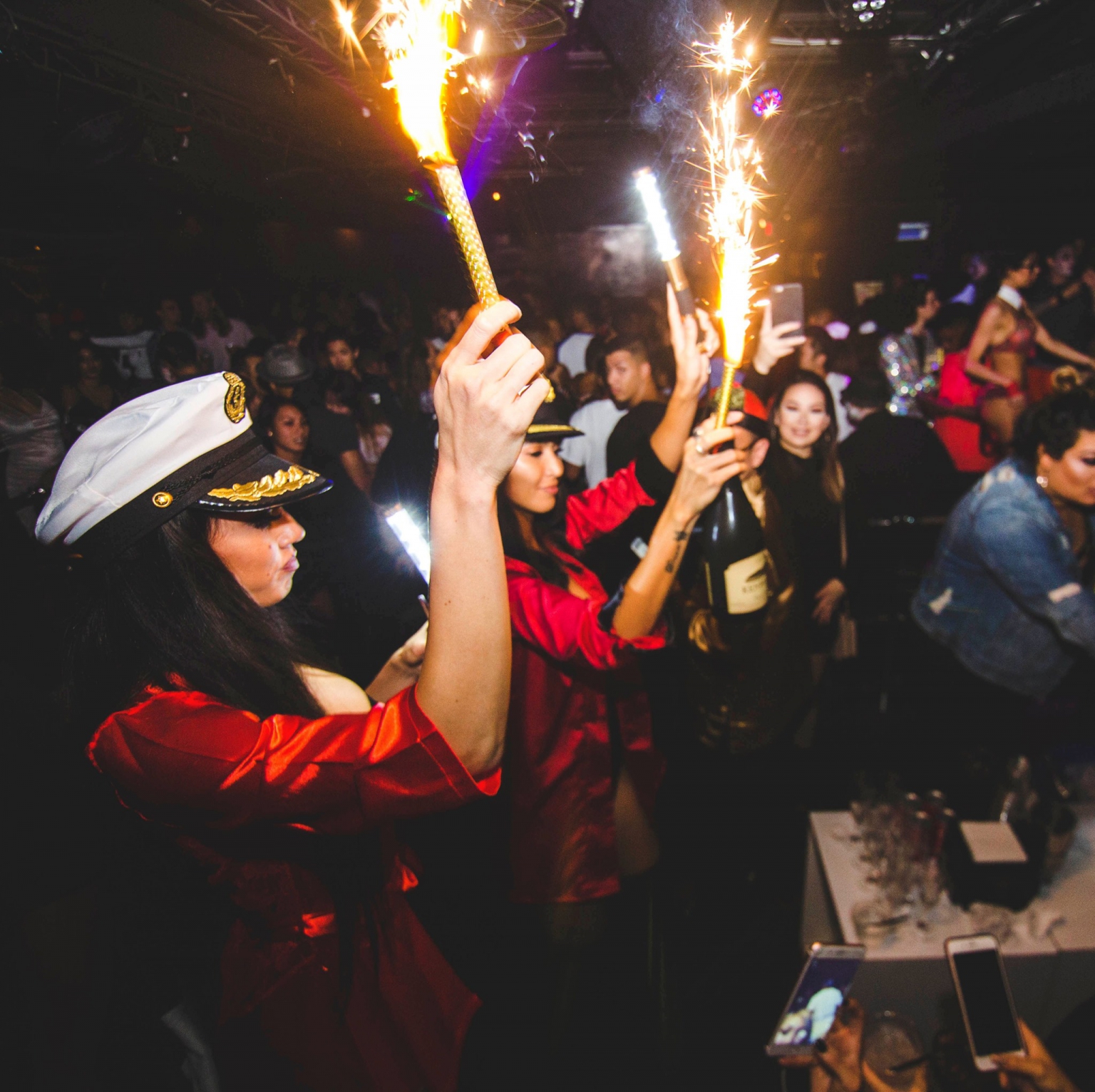 Top 5 Best Nightclubs in Honolulu in 2021 - Discotech